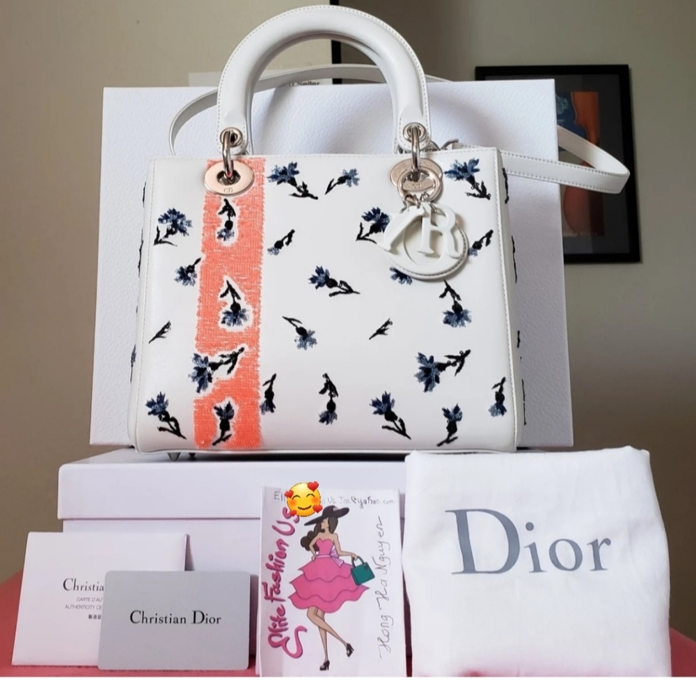 Lady Dior White Embroidered Medium Bag - Gem